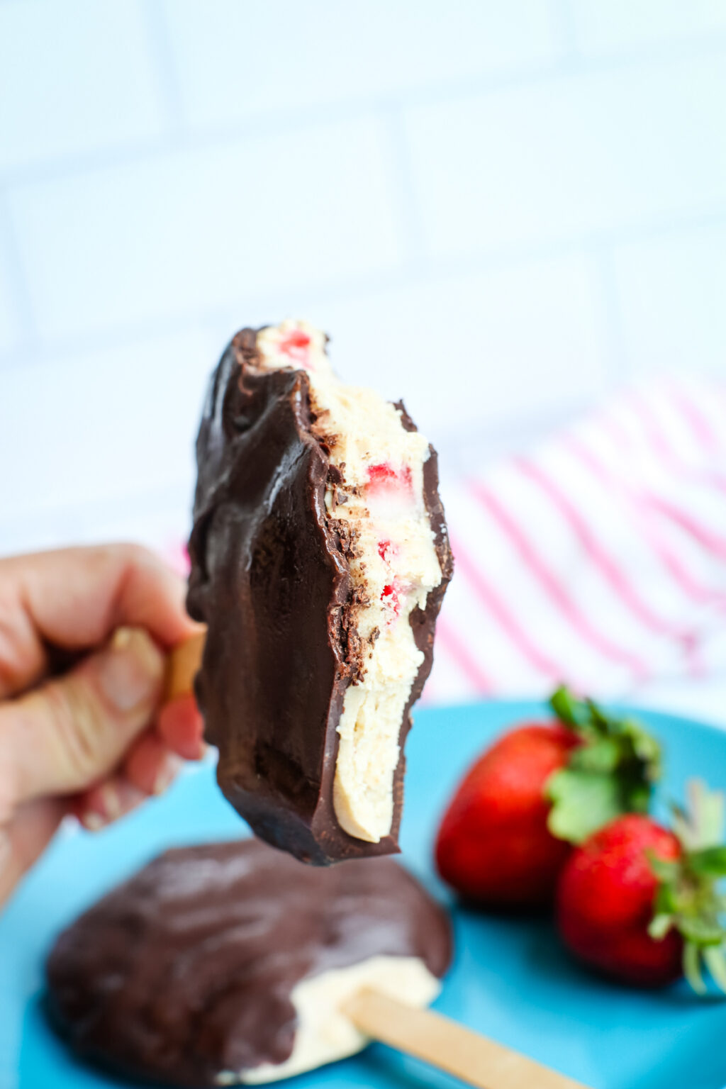 Frozen Greek Yogurt Bars Recipe (Healthy!) - Happy Healthy Mama
